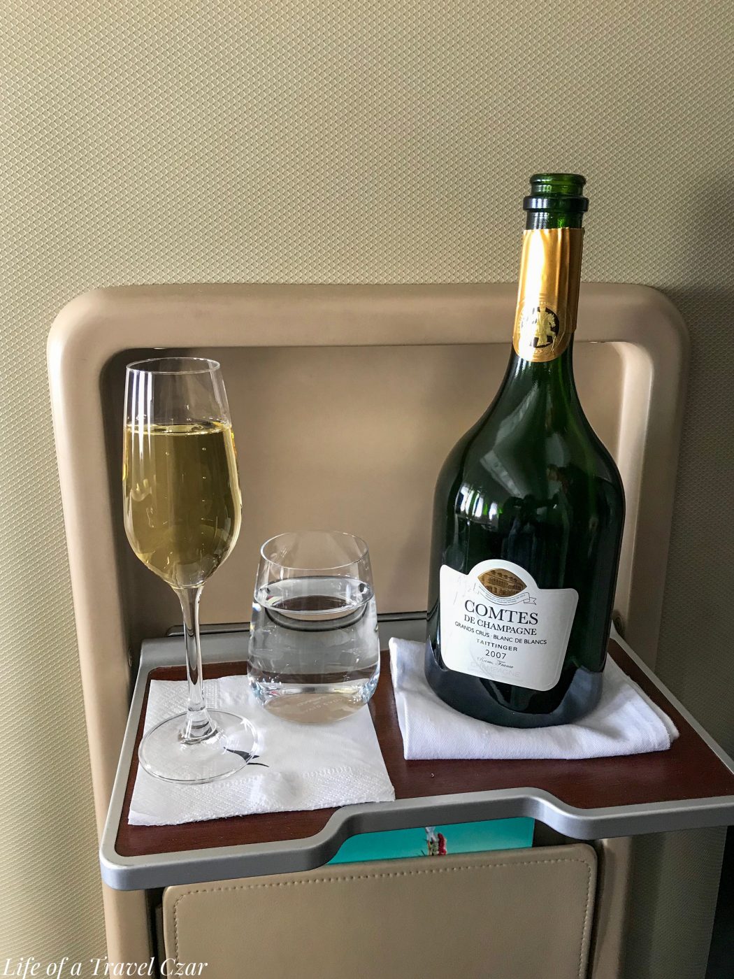 Qantas First Class (Sydney to Los Angeles) – Life of a Travel Czar